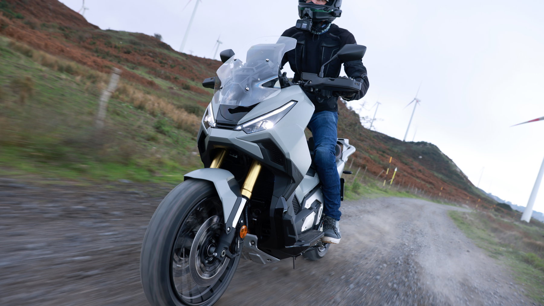 2025 Honda X-ADV Review: The Maxi Scoot Brits Shouldn’t Ignore | Visordown