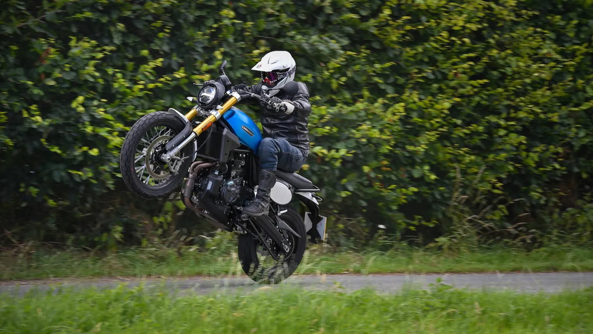 The Best Scrambler Motorcycles Right Now | Visordown