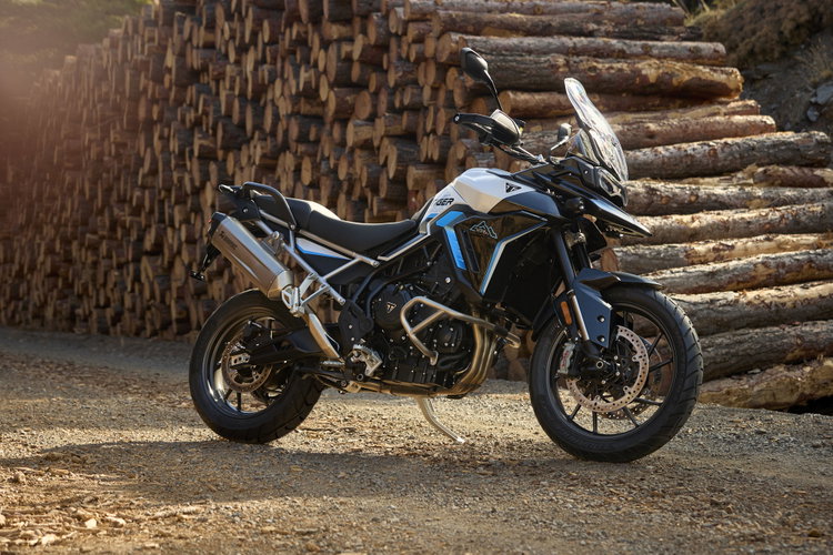 New Triumph Tiger 900 and Tiger 1200 Alpine & Desert Editions | Visordown