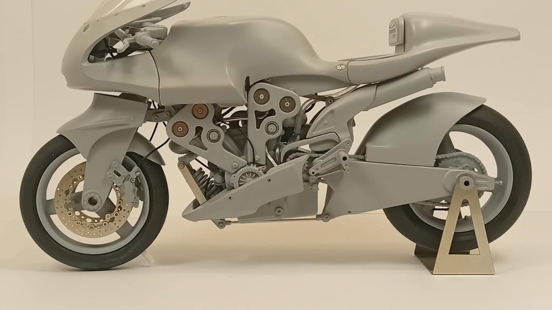 Britten V1000 motorcycle model kits announced | Visordown