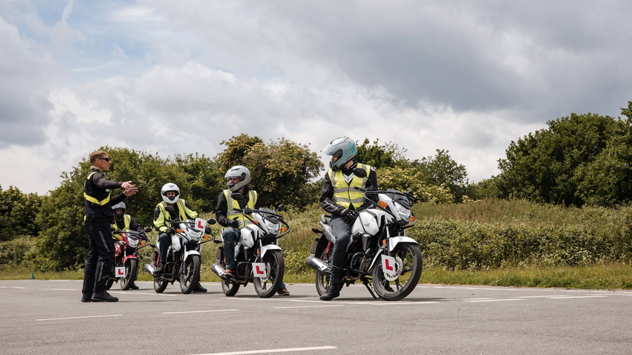 Britain’s largest motorcycle school opens new training facility | Visordown