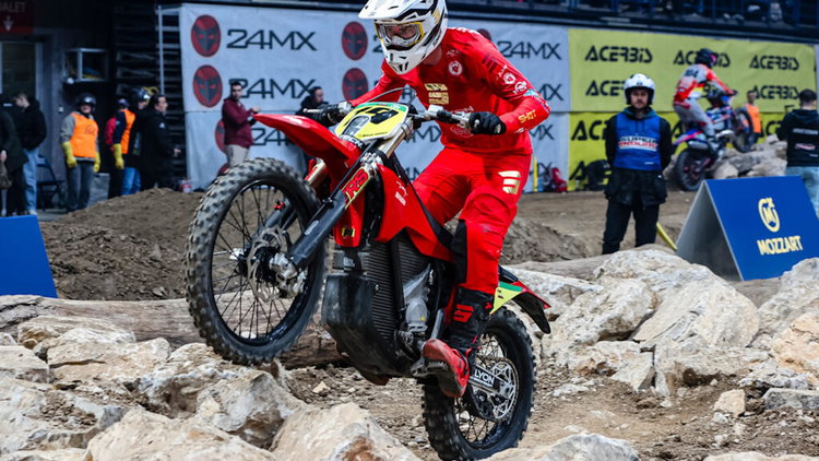 The ACU launches electric motorcycle panel as e-bike racing gathers ...