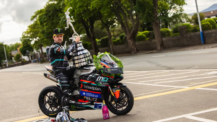 Michael Dunlop’s prize money for winning Supersport Isle of Man TT race ...