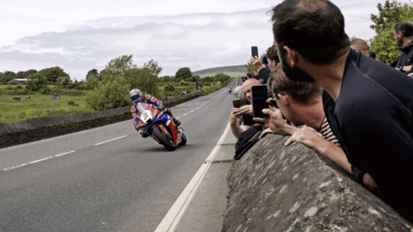 Sena secures three-year agreement to support Isle of Man TT | Visordown