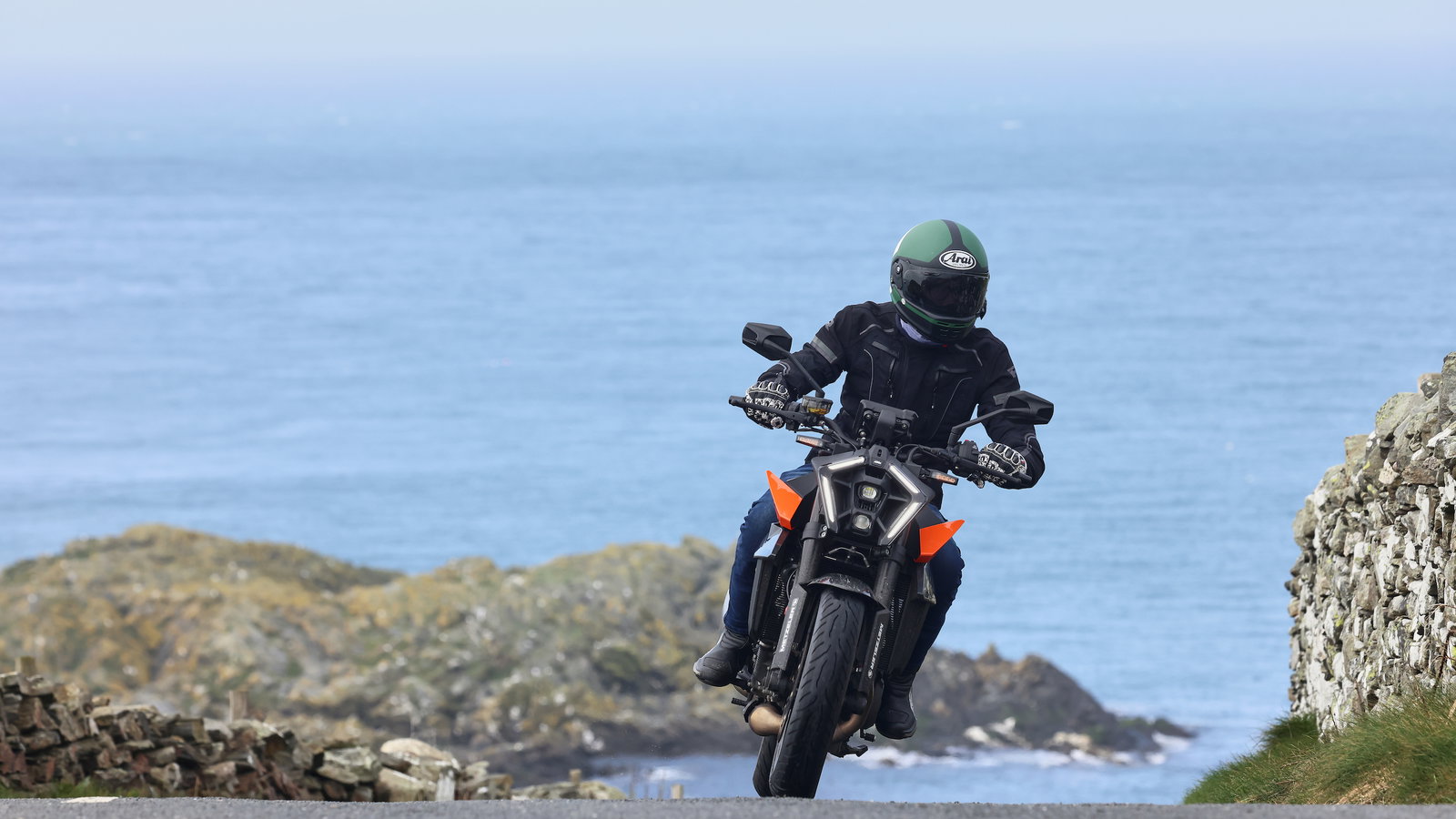 Police issue warnings after motorcyclist reportedly hits 188mph at Isle ...