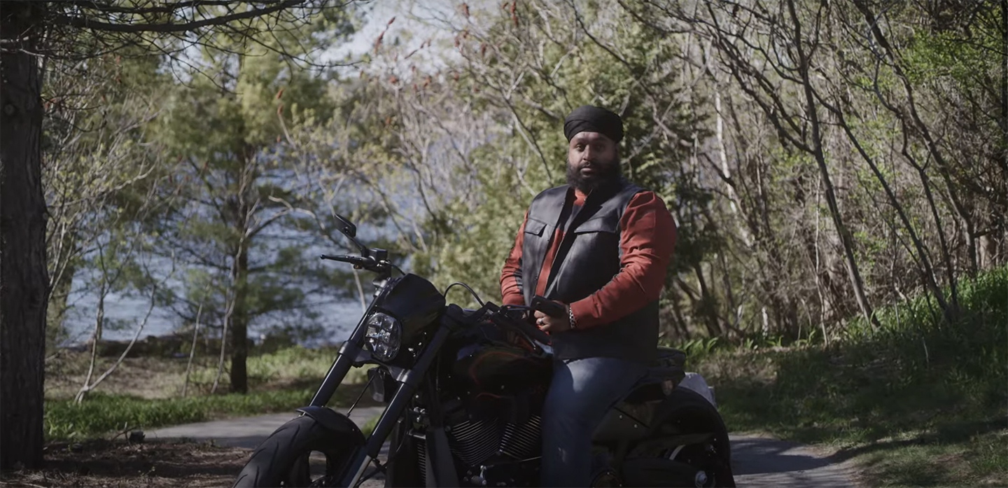 Sikh riders presented with an impact-resistant Tough Turban | Visordown